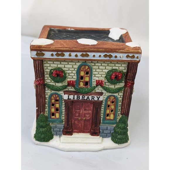 Rex & Lee | Holiday | Rex Lee Library Building 4 Inch 994 | Poshmark